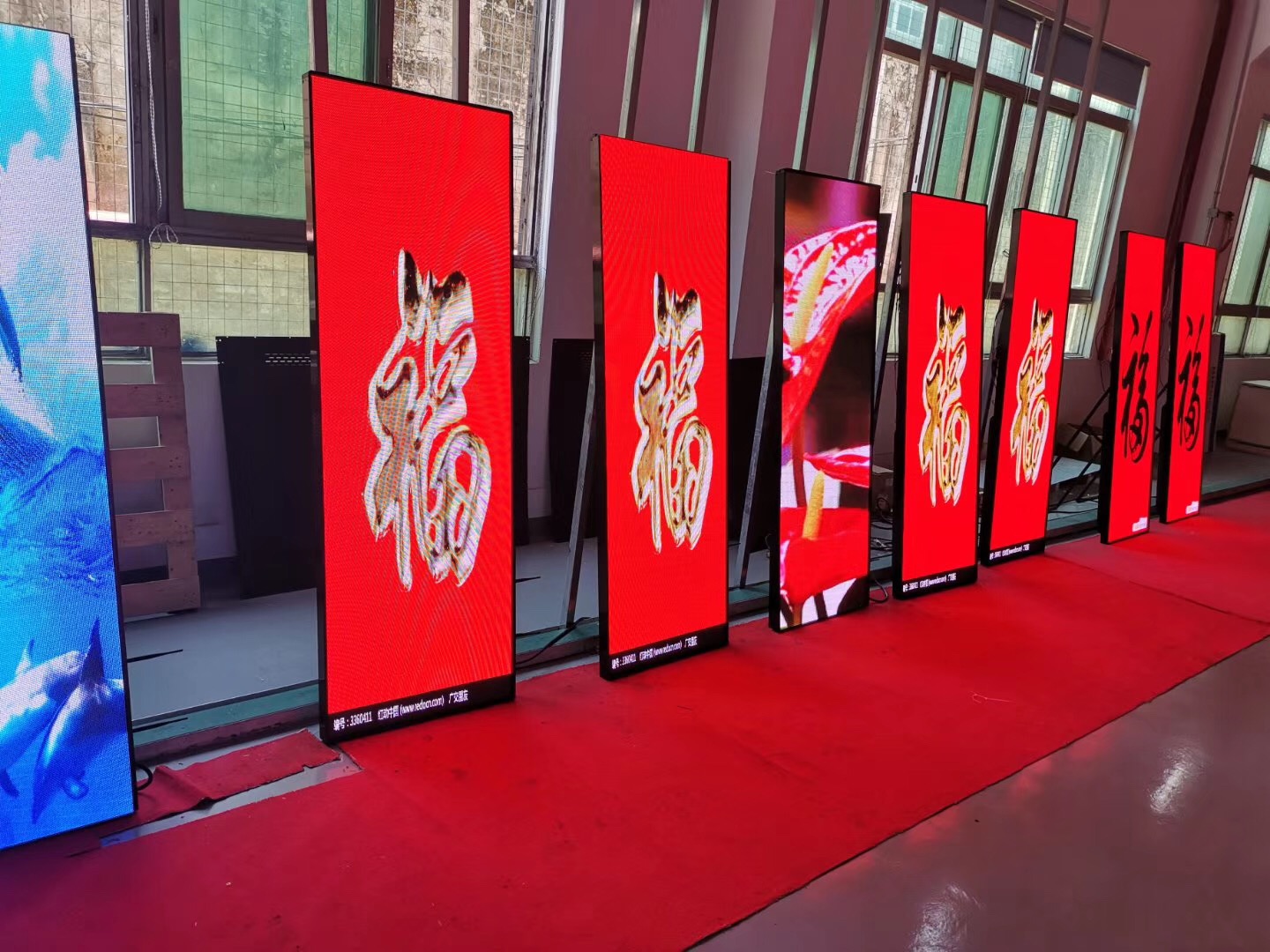 Retail & Poster - CANLIGHT: Professional LED Display Screen Video Wall ...