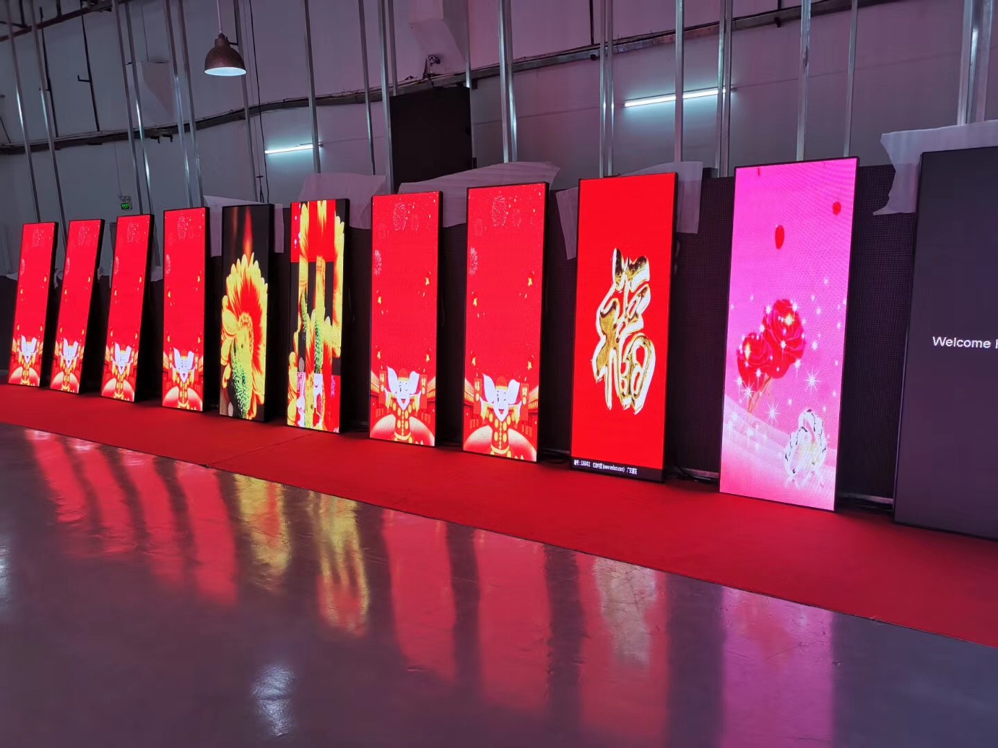 Retail & Poster - CANLIGHT: Professional LED Display Screen Video Wall ...